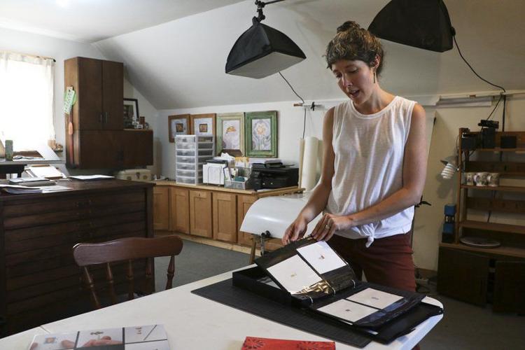 Artist creates the wonder of tiny art | Local News | goshennews.com