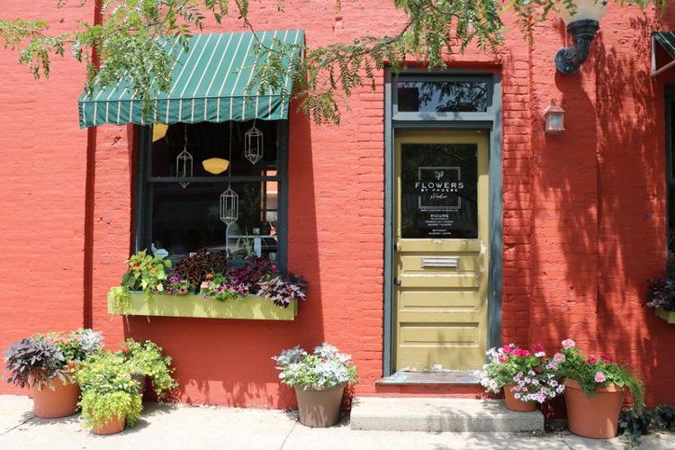 Flower shop using community supported agriculture practices | Business ...