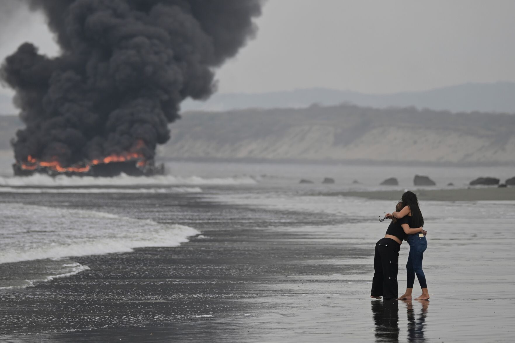 Ecuador Boats Fire | National News | goshennews.com