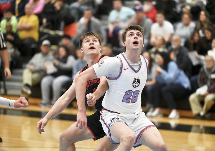 PREP BOYS BASKETBALL: Raasch’s career-high falls short of overcoming ...