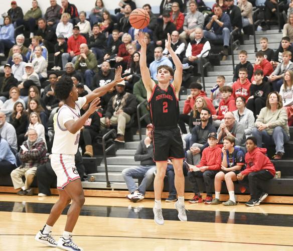 PREP BOYS BASKETBALL: Raasch’s career-high falls short of overcoming ...