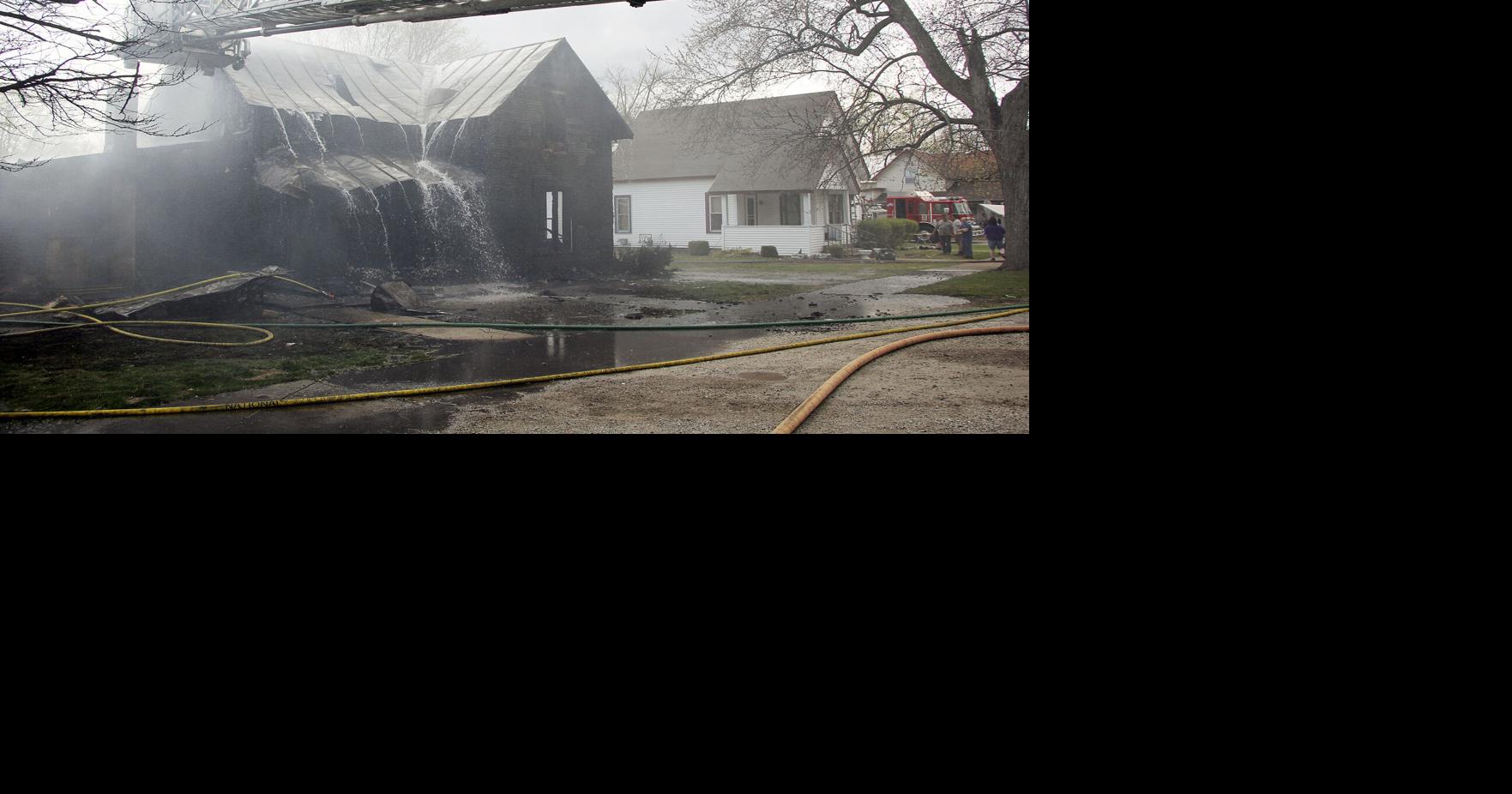 Roofers rescue family from house fire | News | goshennews.com