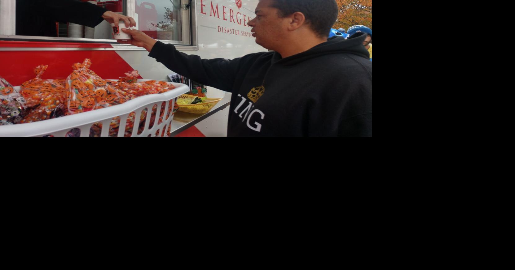 Salvation Army unveils new food truck for first responders | News ...