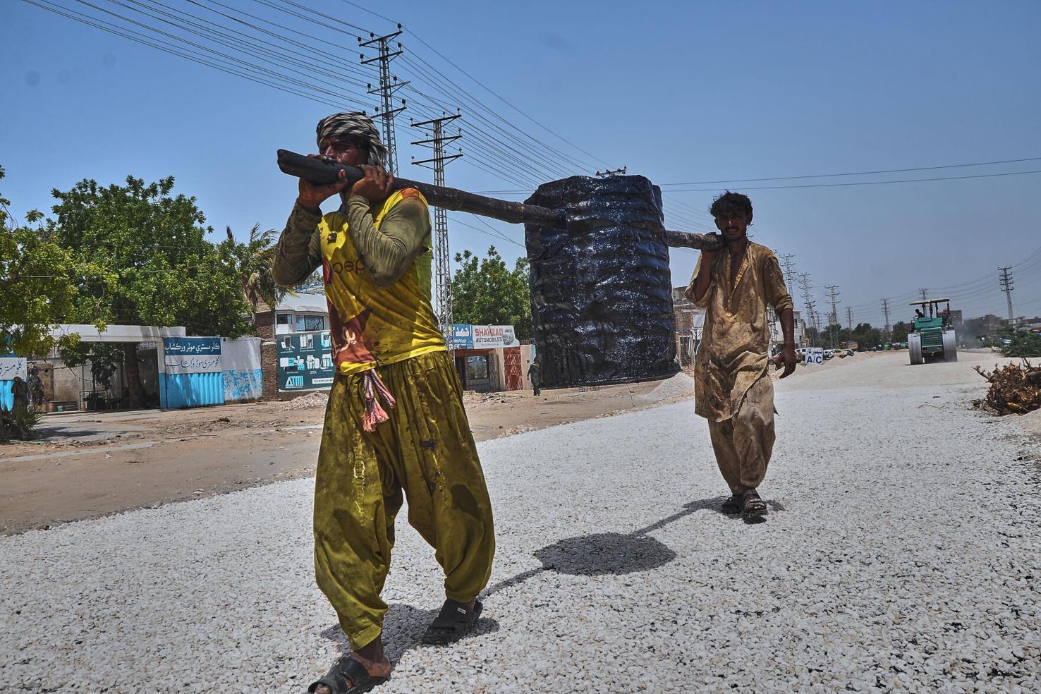 Pakistan Extreme Weather Heat | National News | goshennews.com