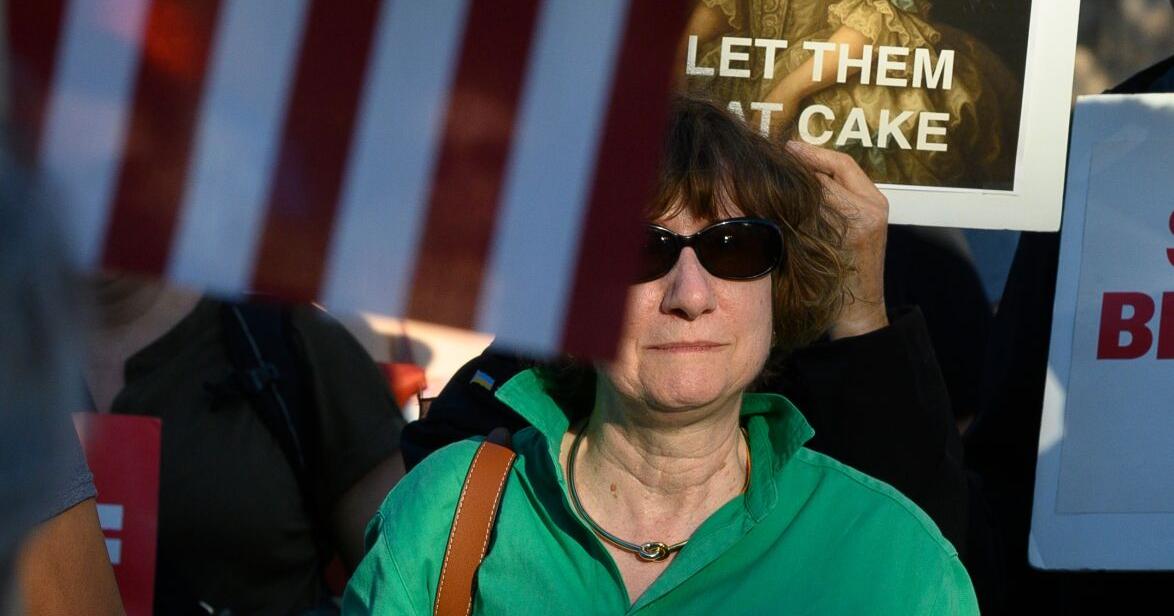 See the world in vertical: Top photos by AP photojournalists | National ...