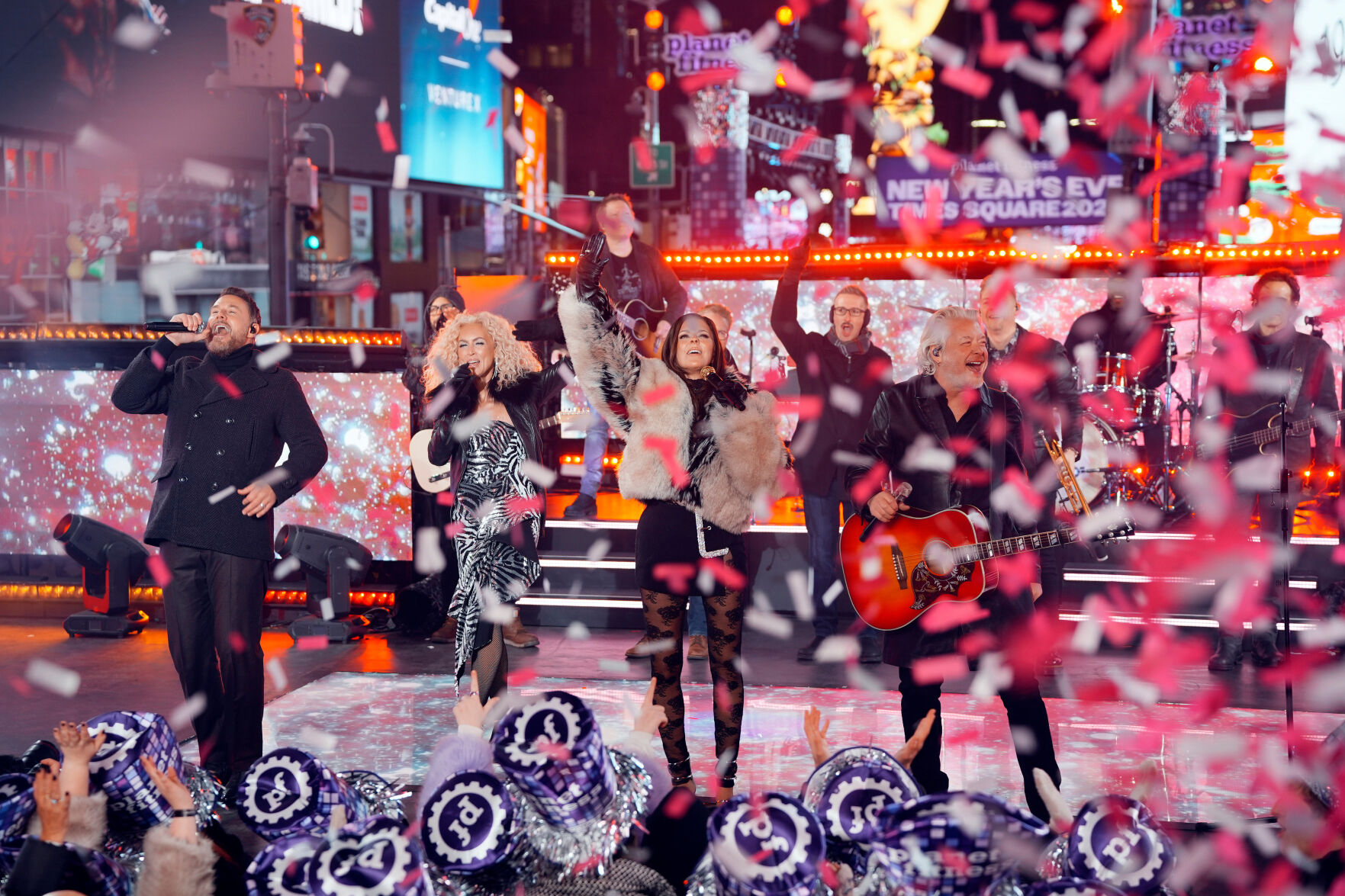 2025 New Year's Eve Times Square Performances | National News ...