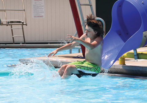 A traditional summer splash at Shanklin Pool | News | goshennews.com