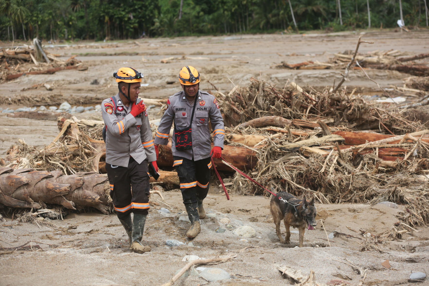 Indonesia Extreme Weather Asia Flooding | National News | goshennews.com