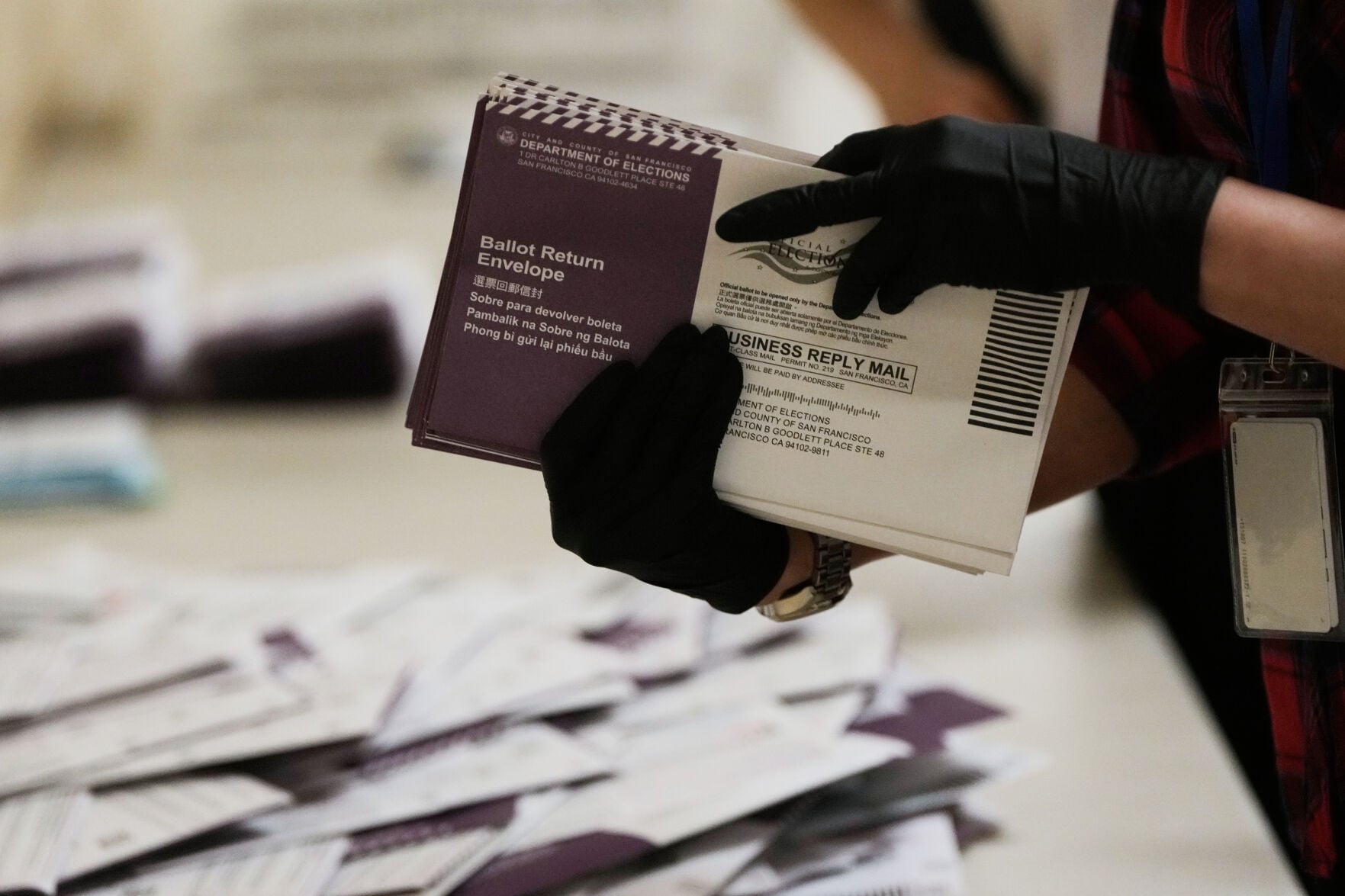 Federal court hears arguments over efforts to halt Trump's mail-in ...