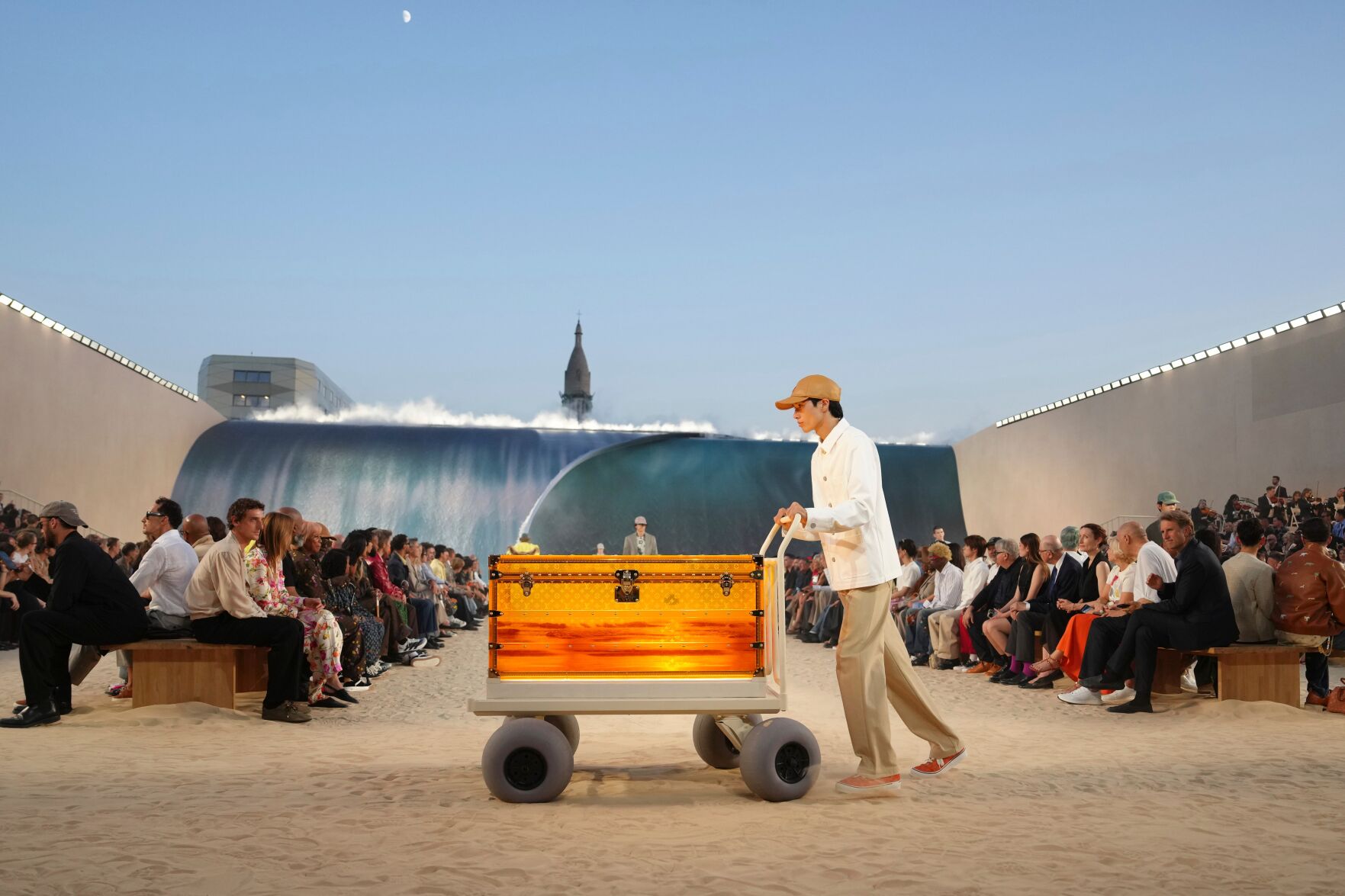 APTOPIX Paris Fashion Louis Vuitton Mens S/S 27 | National News ...