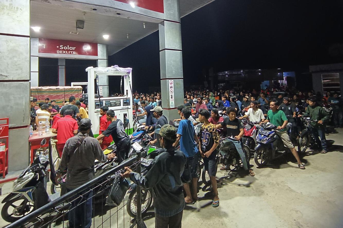 Indonesia Extreme Weather Asia Flooding | National News | goshennews.com