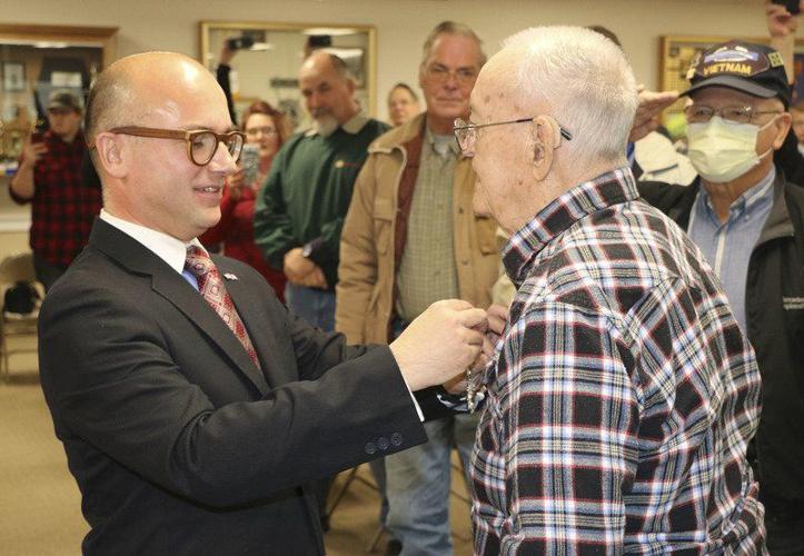 WWII bomber pilot from Milford receives France's highest honor | Local ...