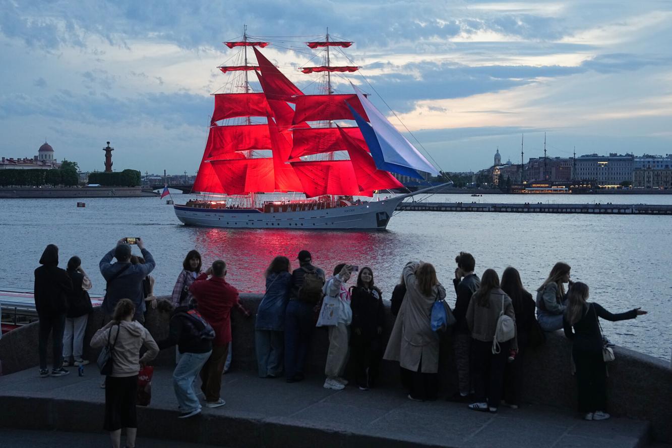 Russia Scarlet Sails | National News | goshennews.com