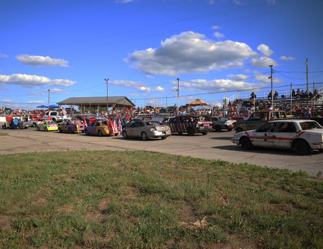 HALF FANFARE: New Paris Speedway holds first event with fans at 50 ...