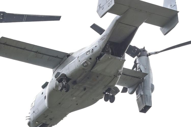 Marines conduct a rapid response exercise at the US Embassy in ...