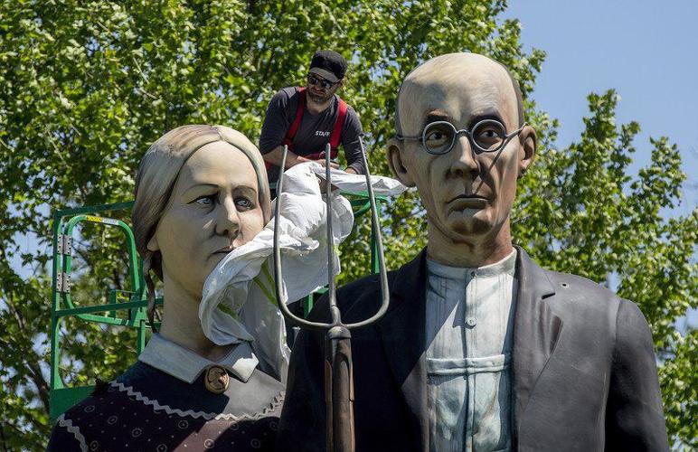 A monumental 25-foot-tall sculpture overlooks Central Park in Elkhart ...