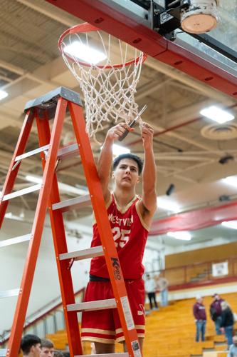 PREP BOYS BASKETBALL: Westview wins third straight sectional title ...
