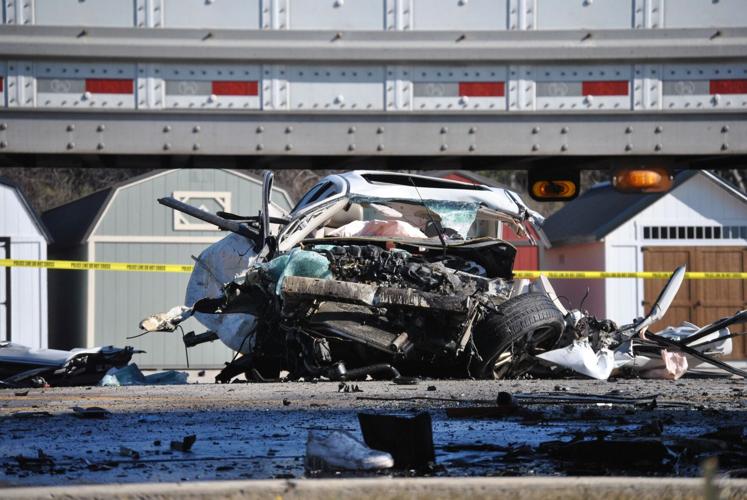 UPDATE: Pursuit leads to crash on Elkhart Road in Goshen | News | goshennews.com