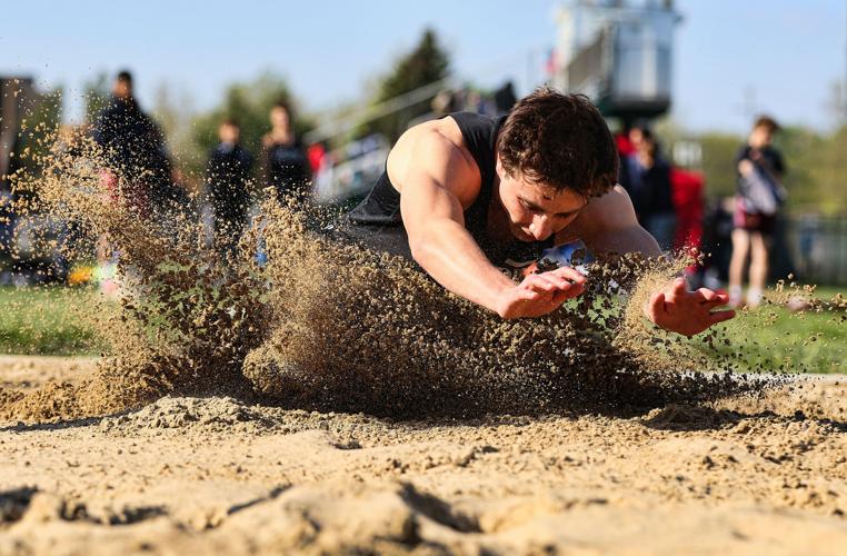 The 47th Annual Kelly Relays | Multimedia | goshennews.com