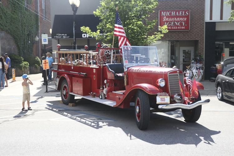Goshen First Fridays hosts vintage, modern autos | News | goshennews.com