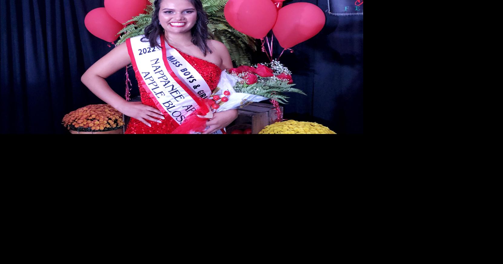 Lomeli crowned Miss Apple Blossom | News | goshennews.com