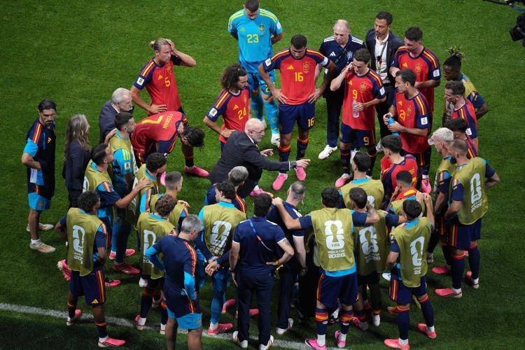 FIFA hydration breaks have sparked criticism from different groups. But ...