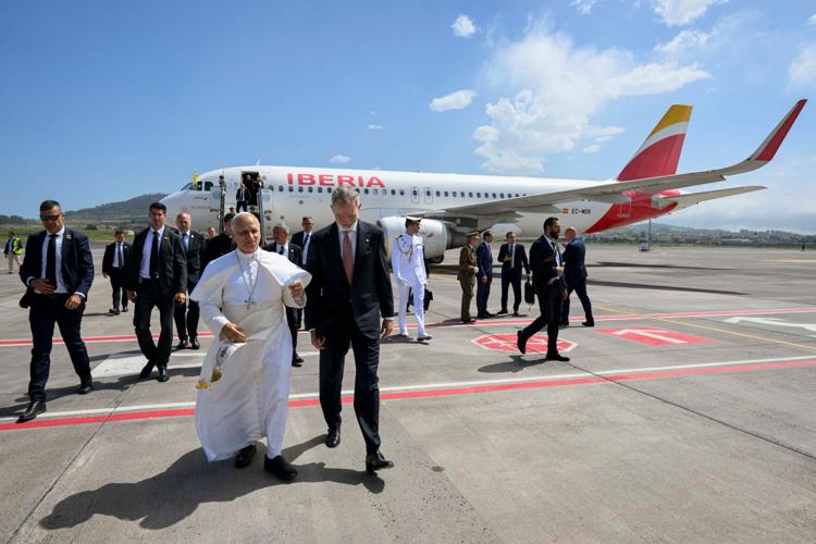 Pope Leo XIV’s flight home from Spain was grounded so the king came to ...