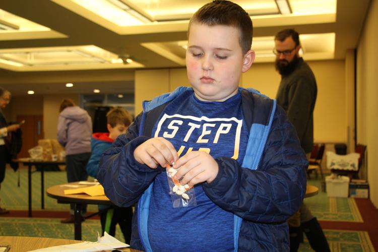 Seed seekers swarm swap shop | Local News | goshennews.com