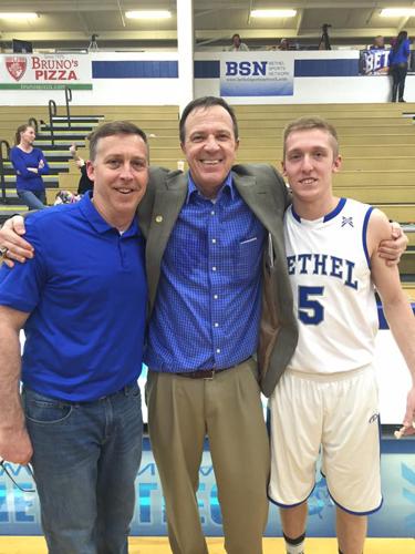 COLLEGE BASKETBALL: Lightfoot going into Small College Basketball Hall ...