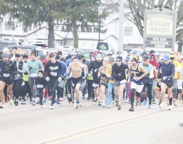 Annual Resolution Run draws hundreds in Middlebury | News | goshennews.com