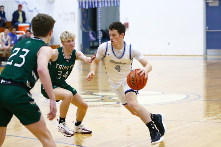 PREP BOYS BASKETBALL: Balanced fields makes for exciting sectional ...