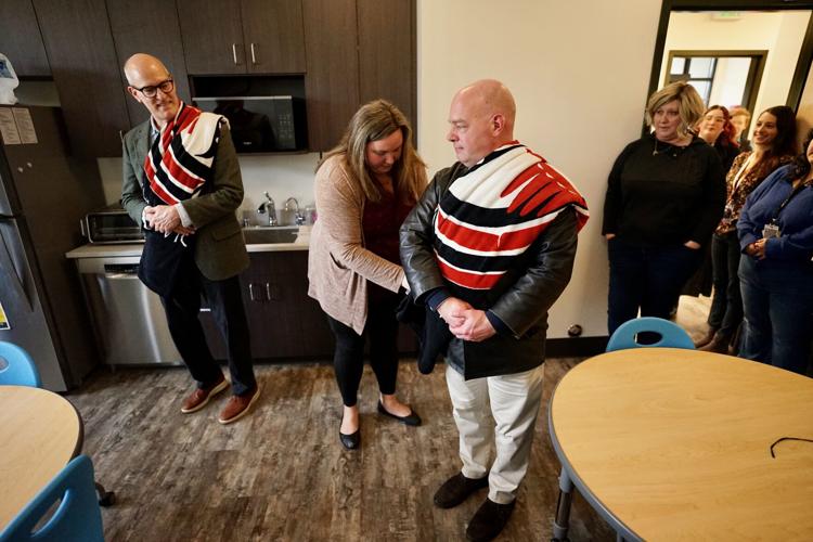 Rep. Larsen visits with city, port, Samish officials, donates books in ...