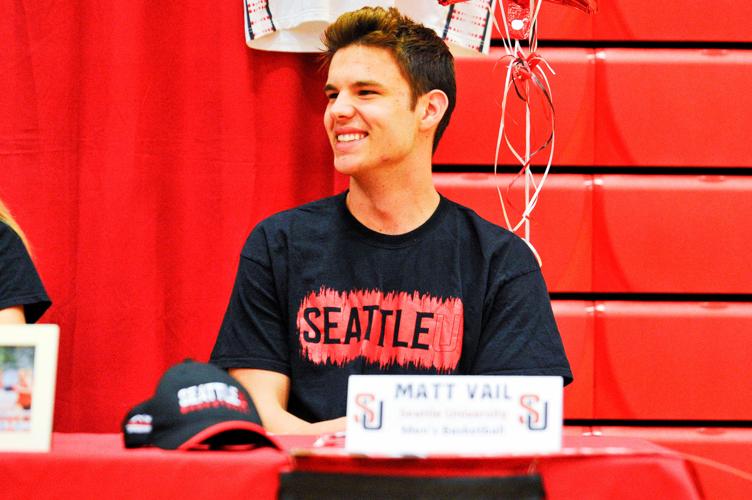 4 Spartan athletes sign with colleges | Sports | goskagit.com