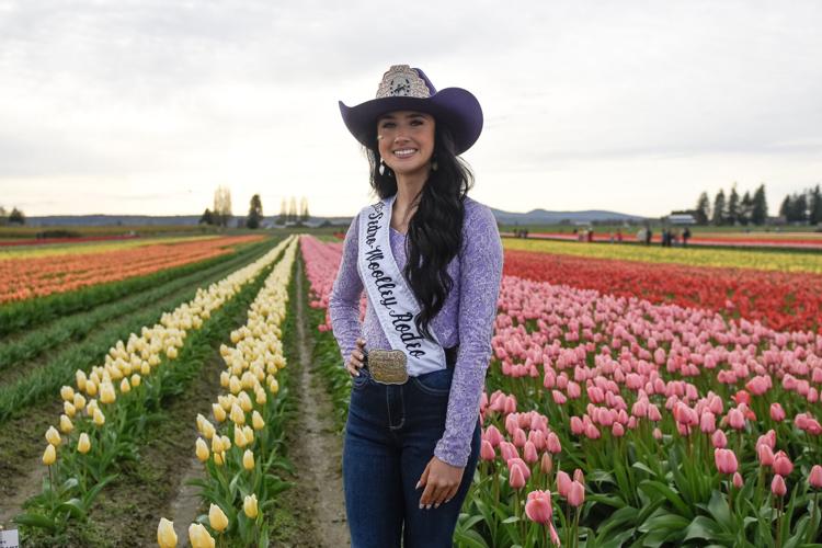 Residents celebrate Skagit Valley Tulip Festival at Locals Night | News ...