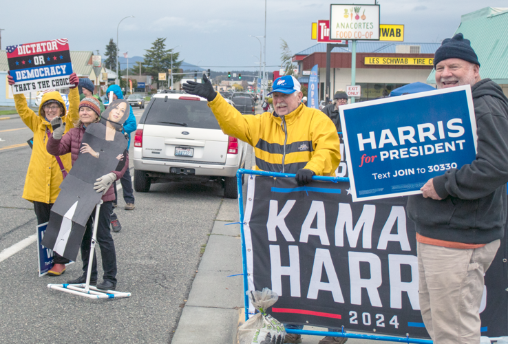 Harris/Walz supporters hold rally in Anacortes | Local News | goskagit.com