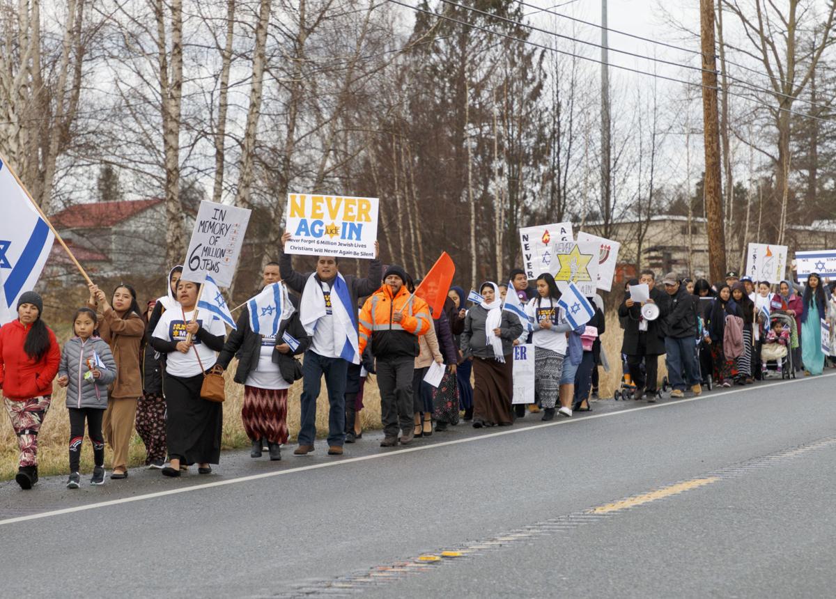 Holocaust remembrance march draws several hundred | Local News ...