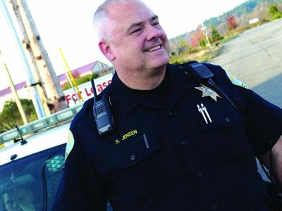 In the shadow of Washington shootings, Stanwood police officer is here ...