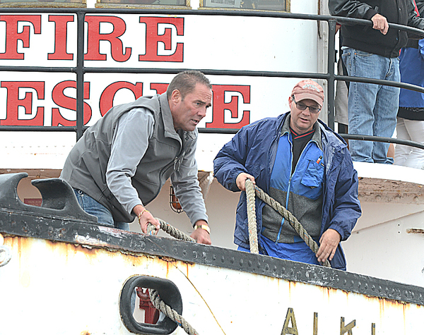 Seattle fireboat arrives in La Conner | All Access | goskagit.com