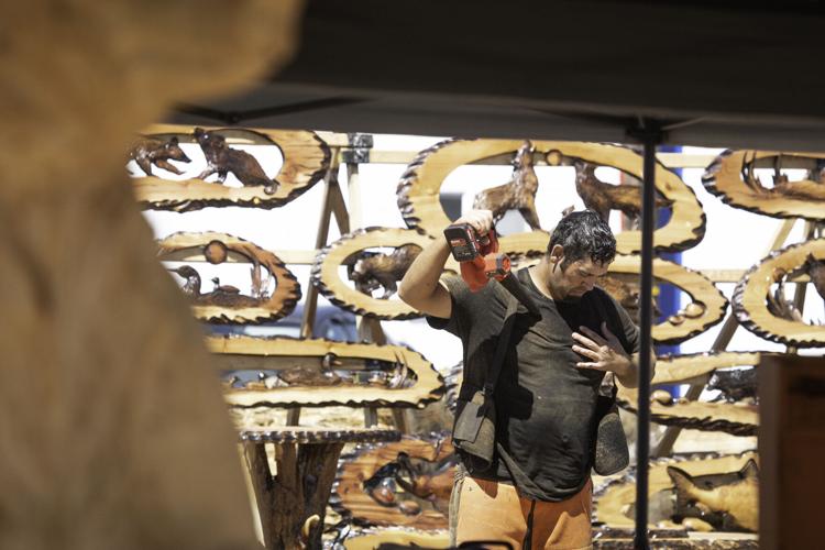 Chain saw carvers open Loggerodeo competition | Local News | goskagit.com