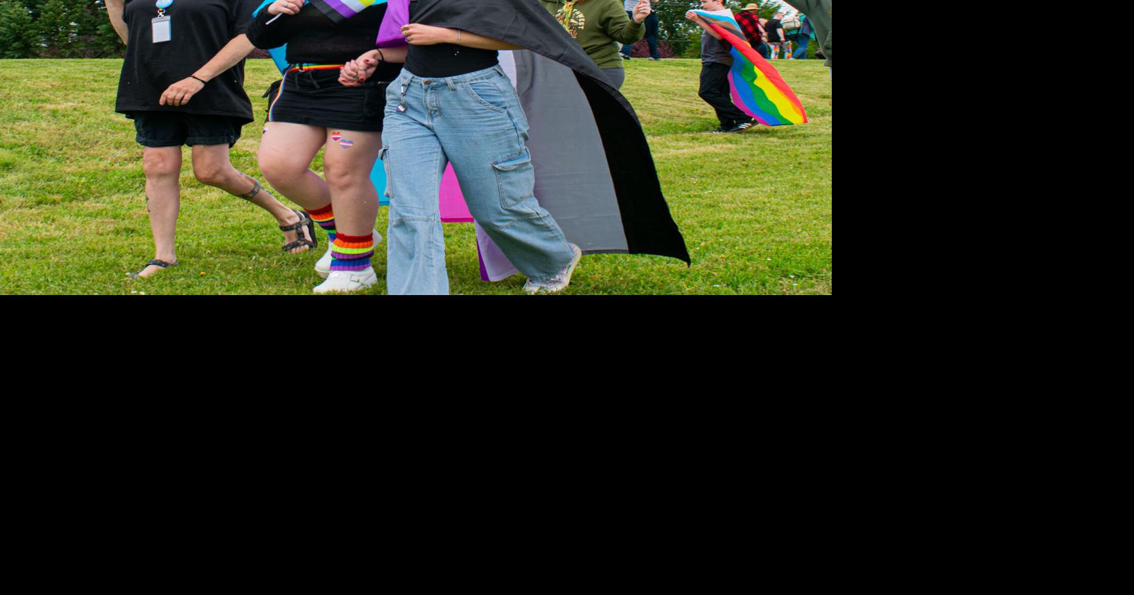 PHOTO GALLERY: Third annual Stanwood-Camano Pride | SC News | goskagit.com