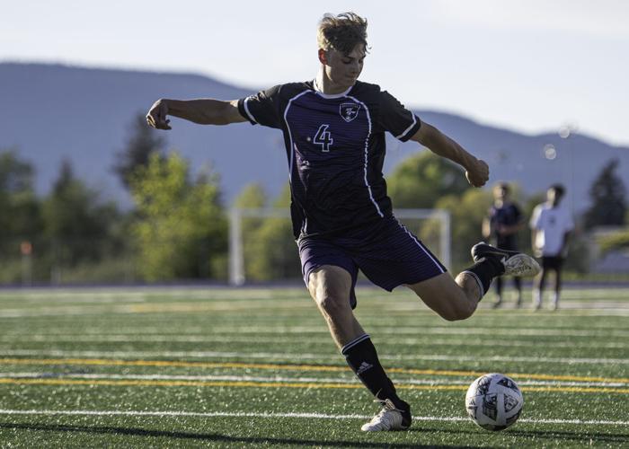 Anacortes sports roundup, May 8 | Sports | goskagit.com