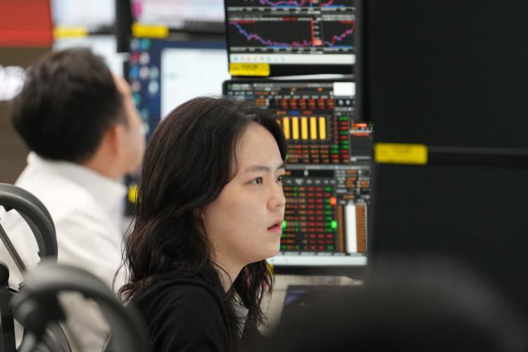 Asian shares retreat as US stocks halt their record-breaking rally ...