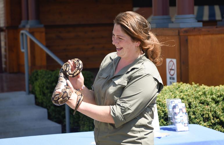 Reptile Lady visits Burlington | 360 | goskagit.com