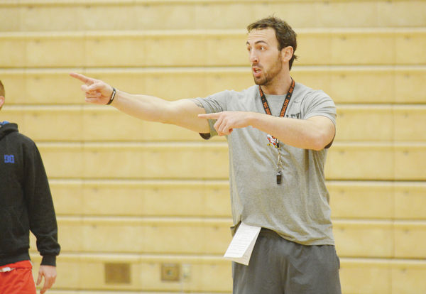 Amaya brings world of experience to Skagit Valley men’s hoops | All ...