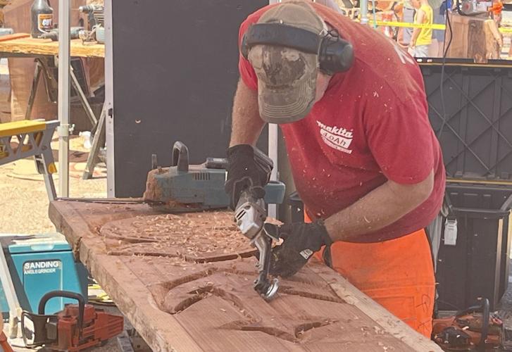 Chain saw carvers get tested at Loggerodeo | 360 | goskagit.com