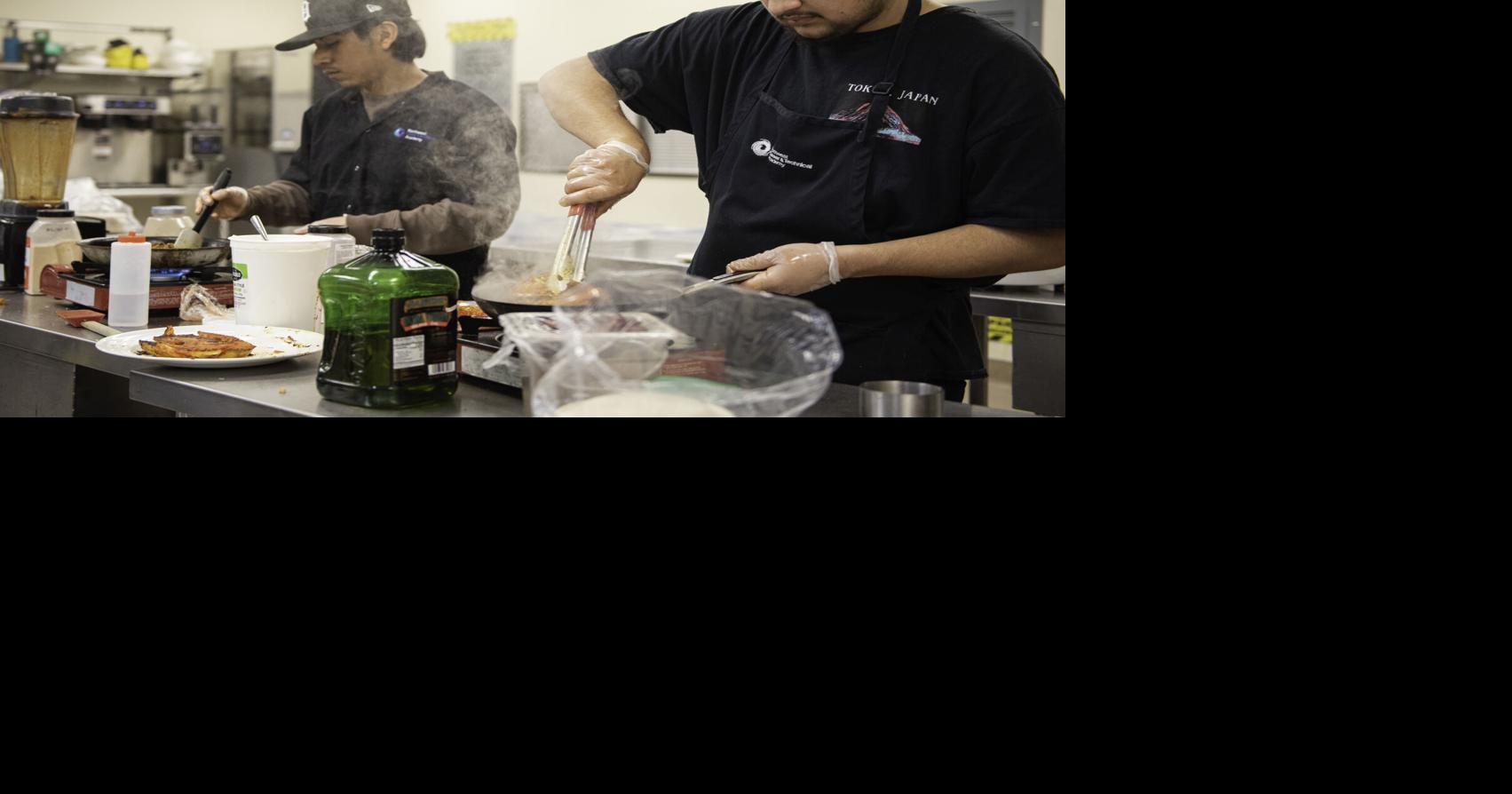 Kitchen Wars returns for a night of delectable delights | Education | goskagit.com