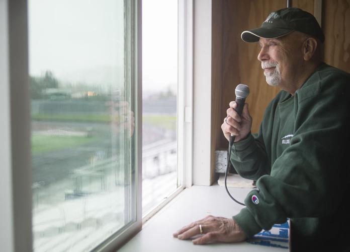 After years as football announcers, pair enjoying time out of the role ...