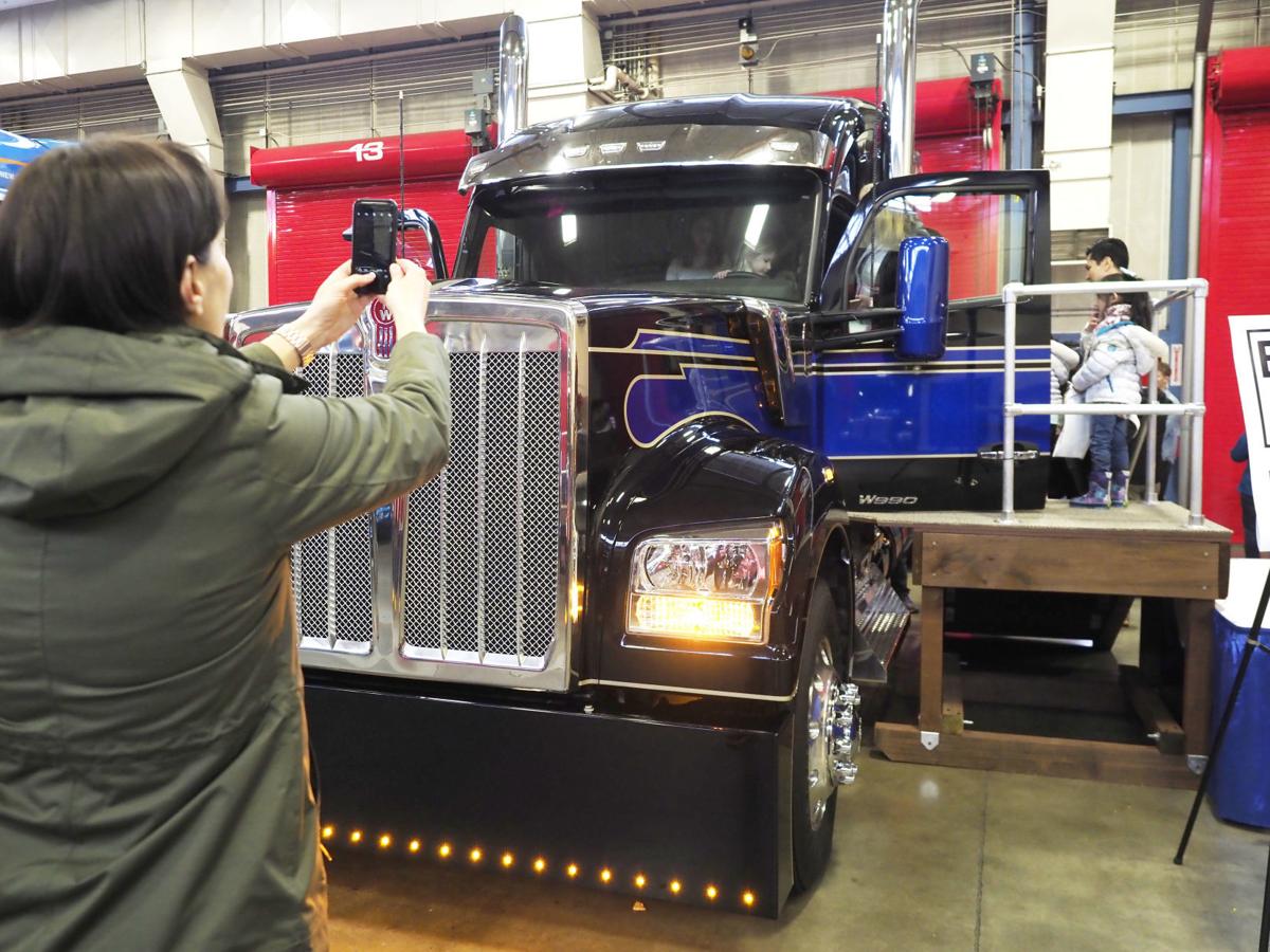 PACCAR Technical Center holds open house | Local News | goskagit.com