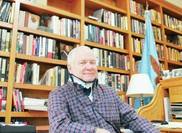 Former Defense Secretary Robert Gates Embraces Retired Life Reflects