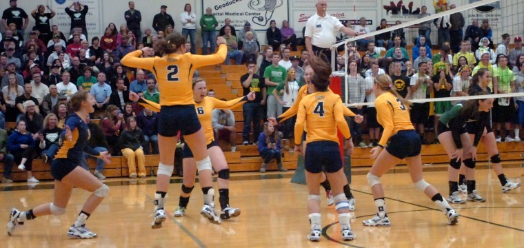 Burlington-Edison volleyball wins state | News | goskagit.com